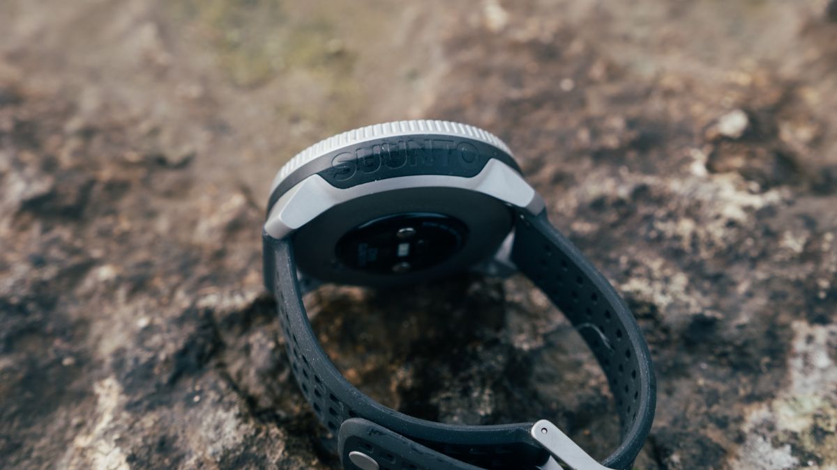 Suunto Race review: An affordable fitness watch with some compromises ...