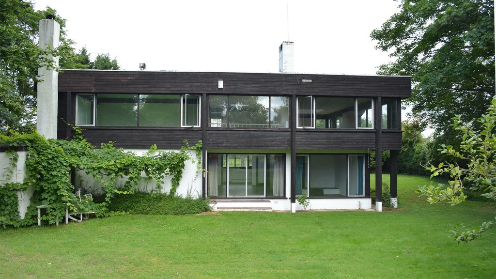 1970s house renovation guide: How to go from drab to fab | Homebuilding