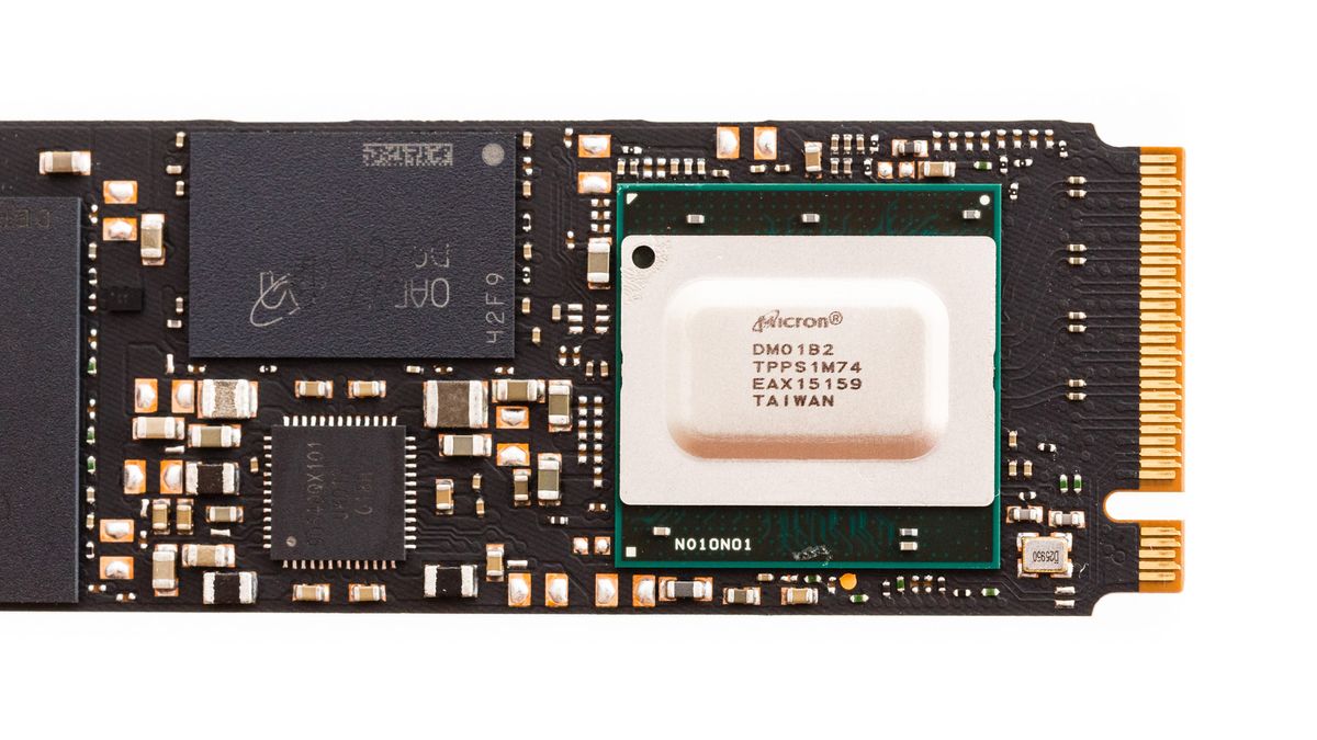 Crucial P5 M.2 NVMe SSD Review: Premium Design Runs Hot (Updated) | Tom ...