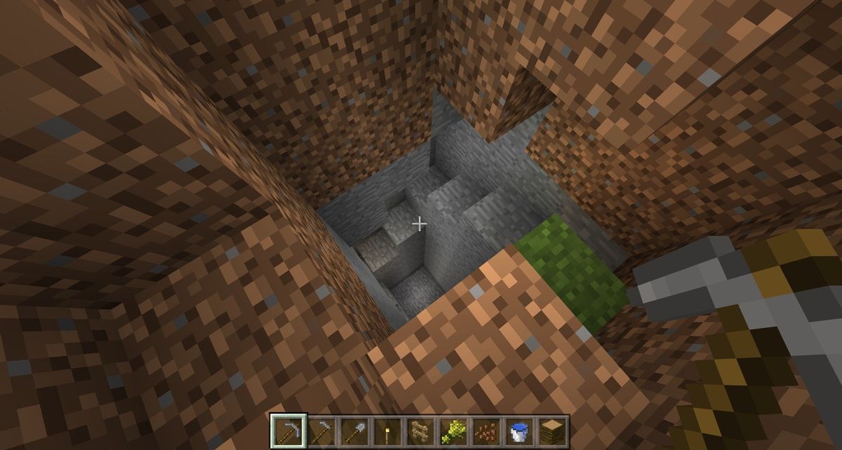 Beginner's guide to mining in Minecraft: Windows 10 and Xbox One ...