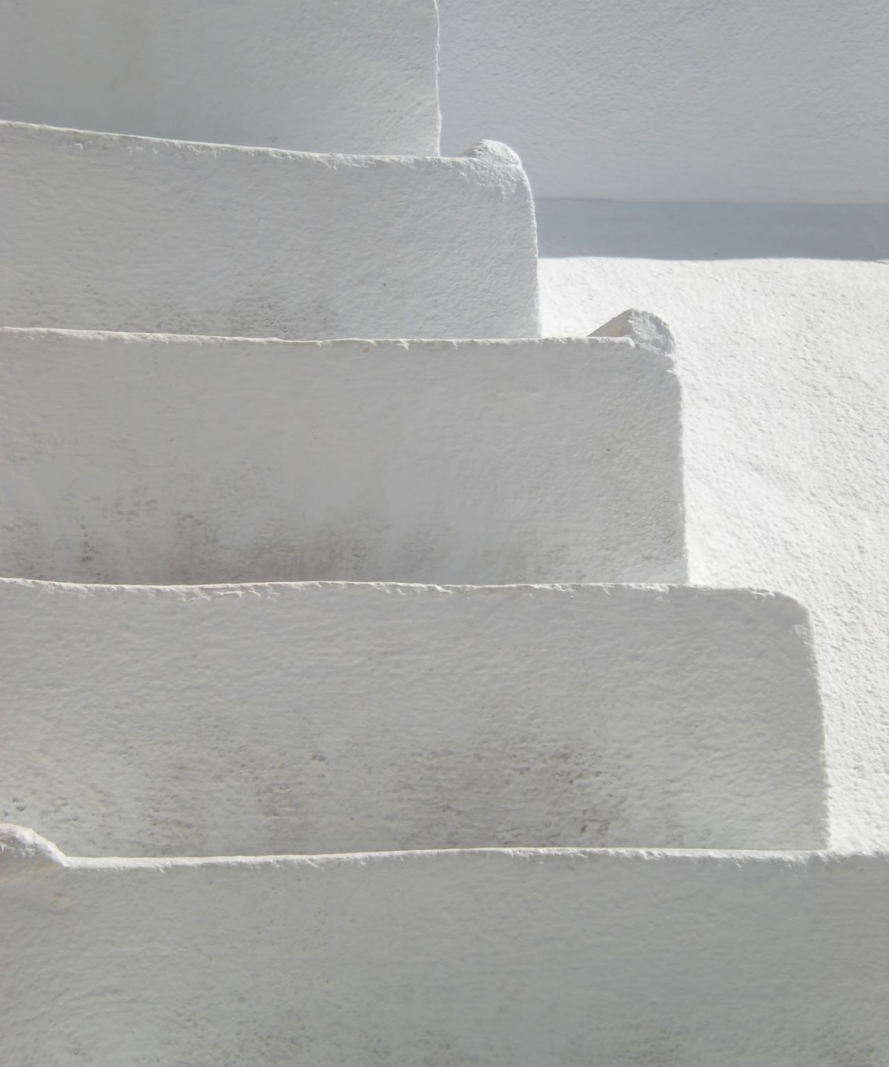 10 ways to use limewash at home: and how to apply it | Homes and Gardens