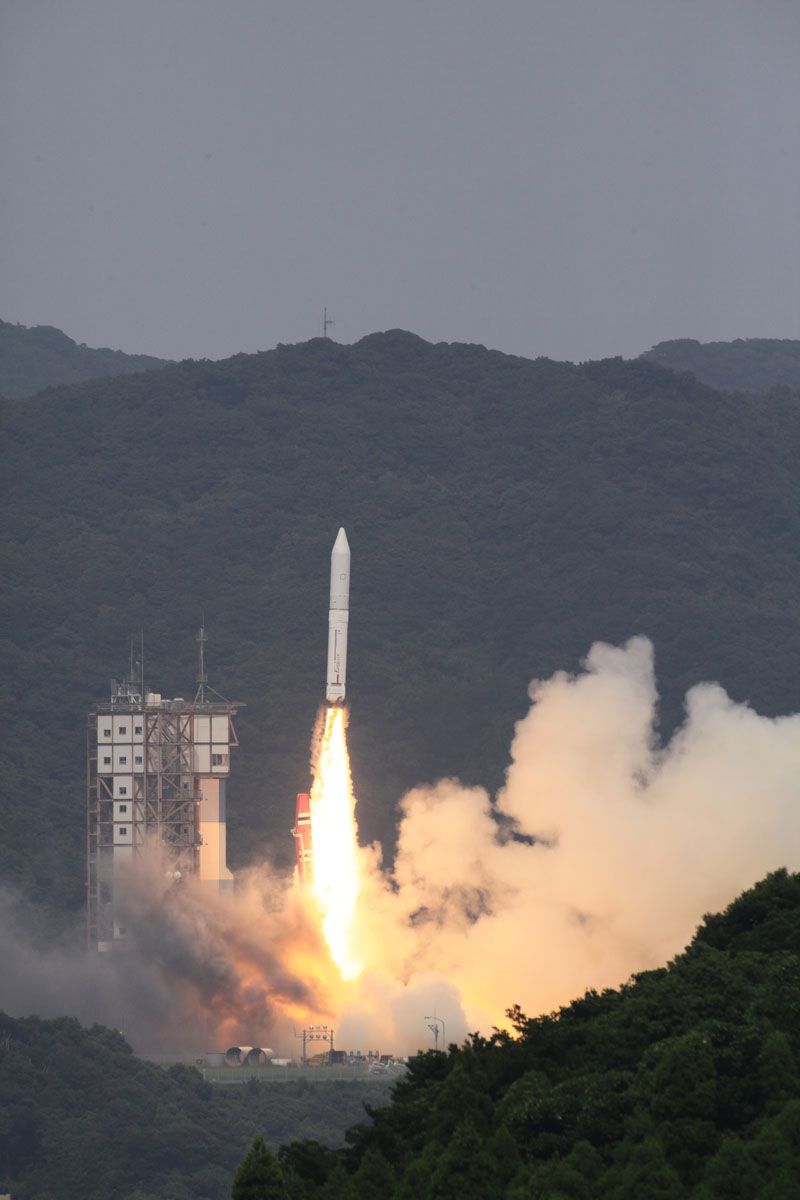 Photos: Japan's Epsilon Rocket, a Smart Booster for Space Launches | Space
