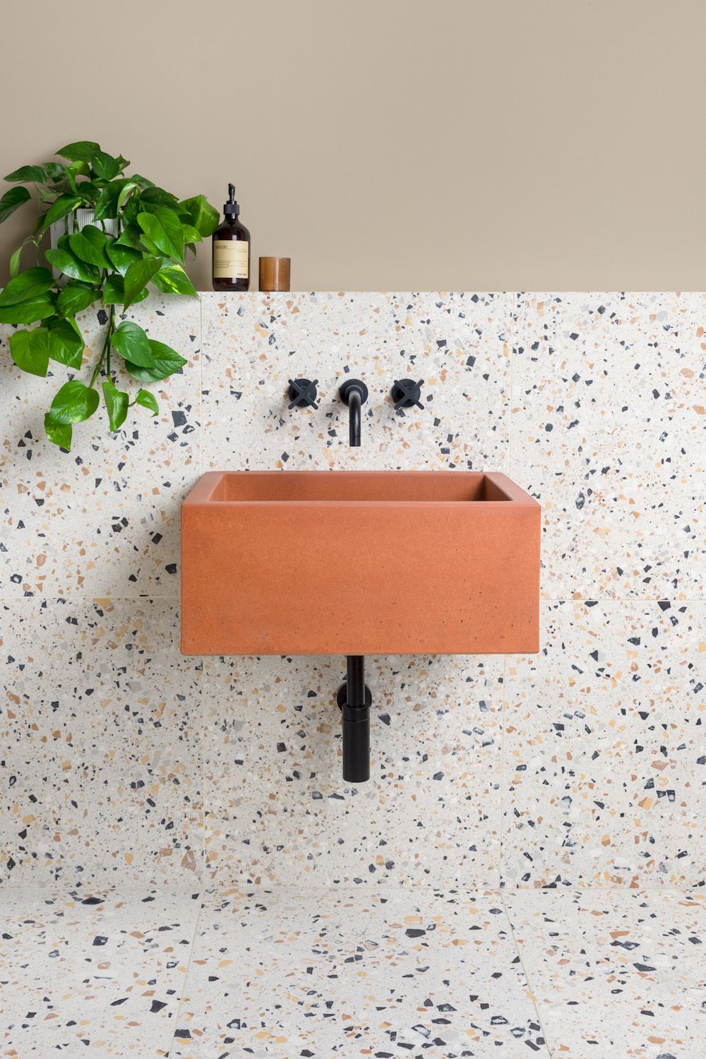 Orange bathrooms are trending - 10 ways to use this color | Livingetc