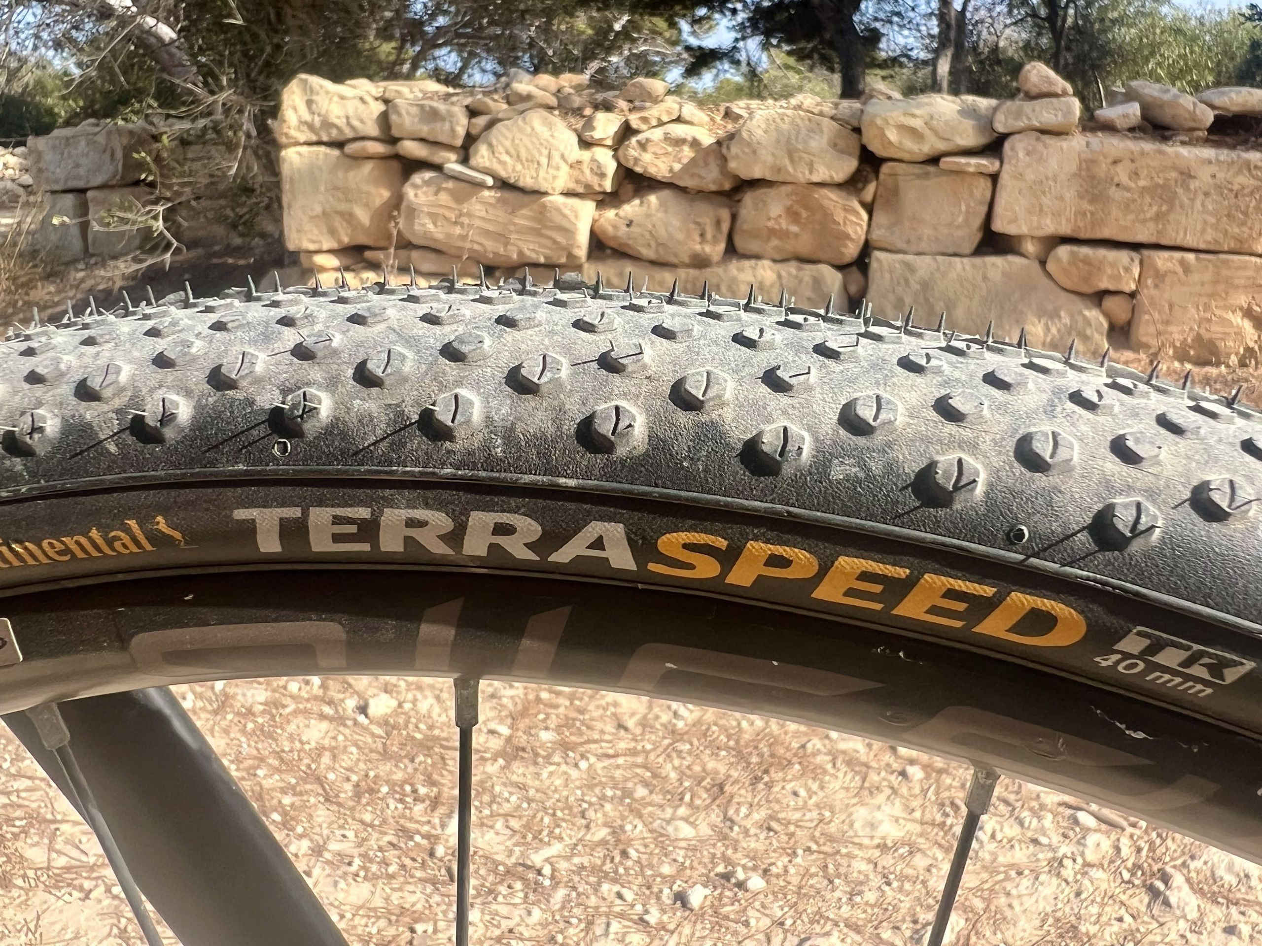 Continental Terra Speed gravel tyre review: Good, but not the best ...