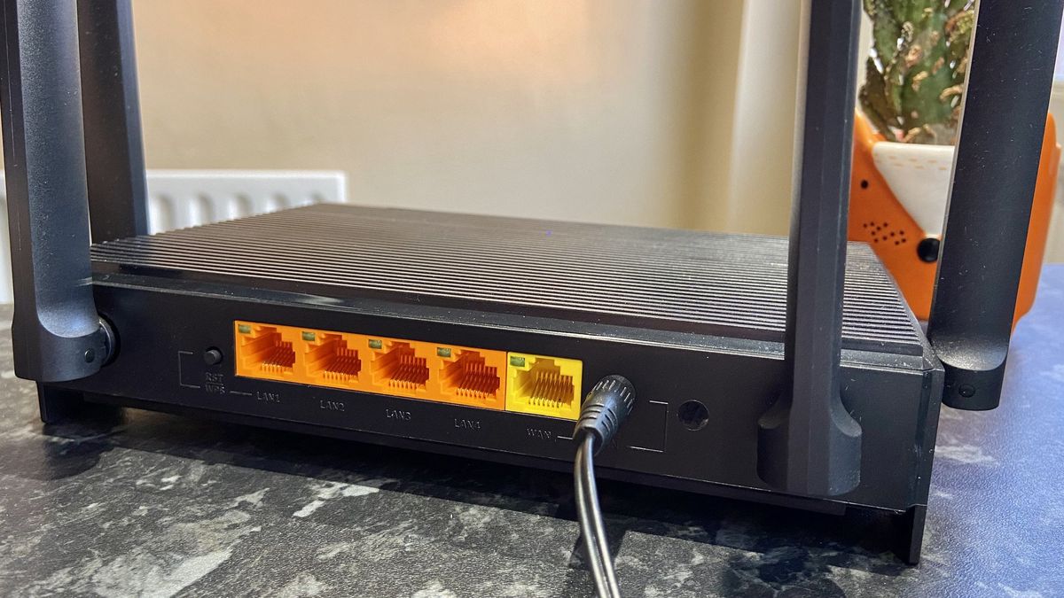 Rock Space AX1800 router review: Strong signal, poor security | Windows ...