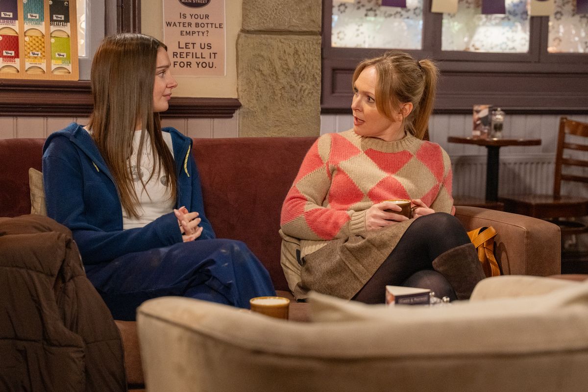 Emmerdale spoilers: Steph Miligan's plastic surgery horror! | What to Watch