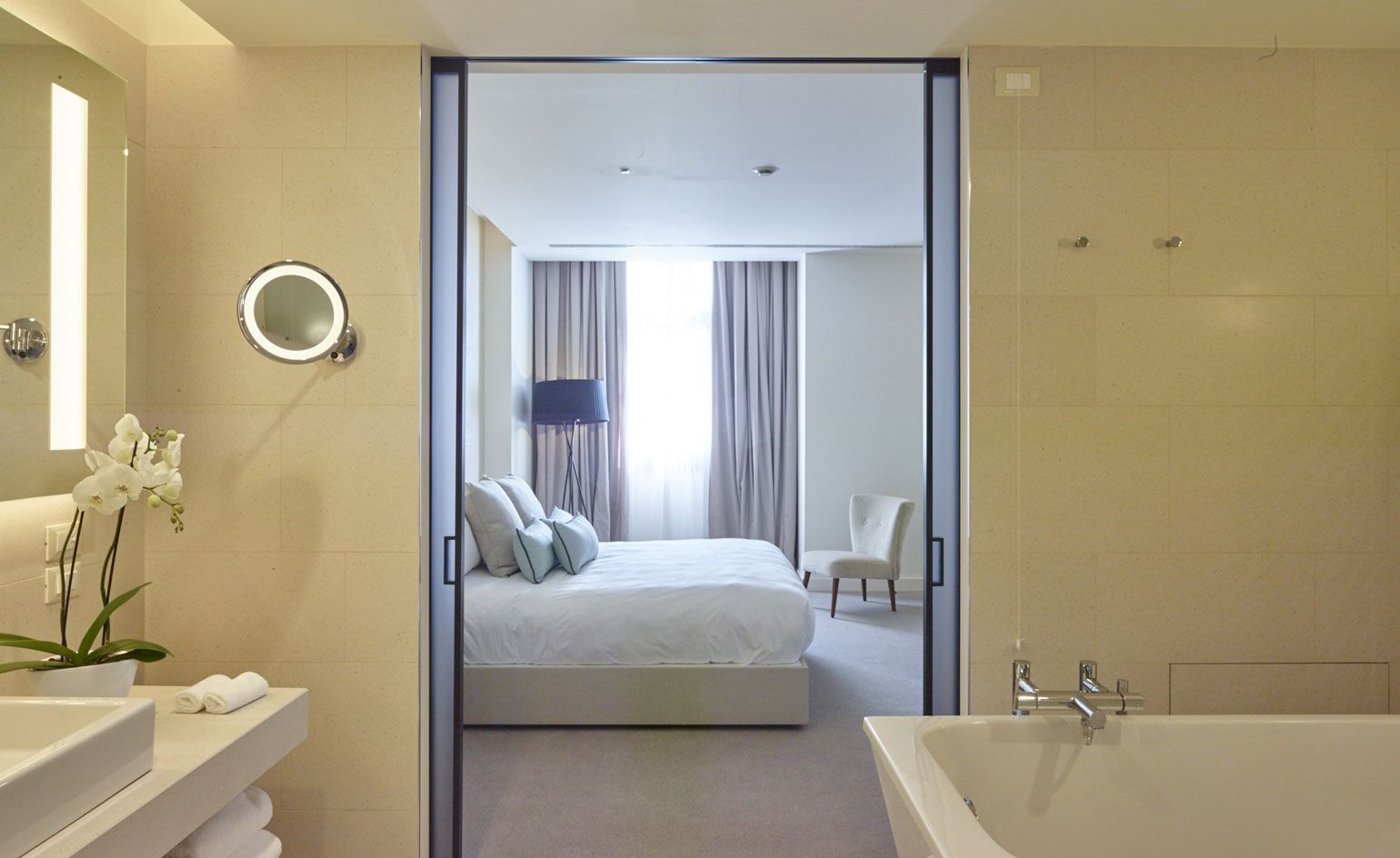 JW Marriott | Wallpaper