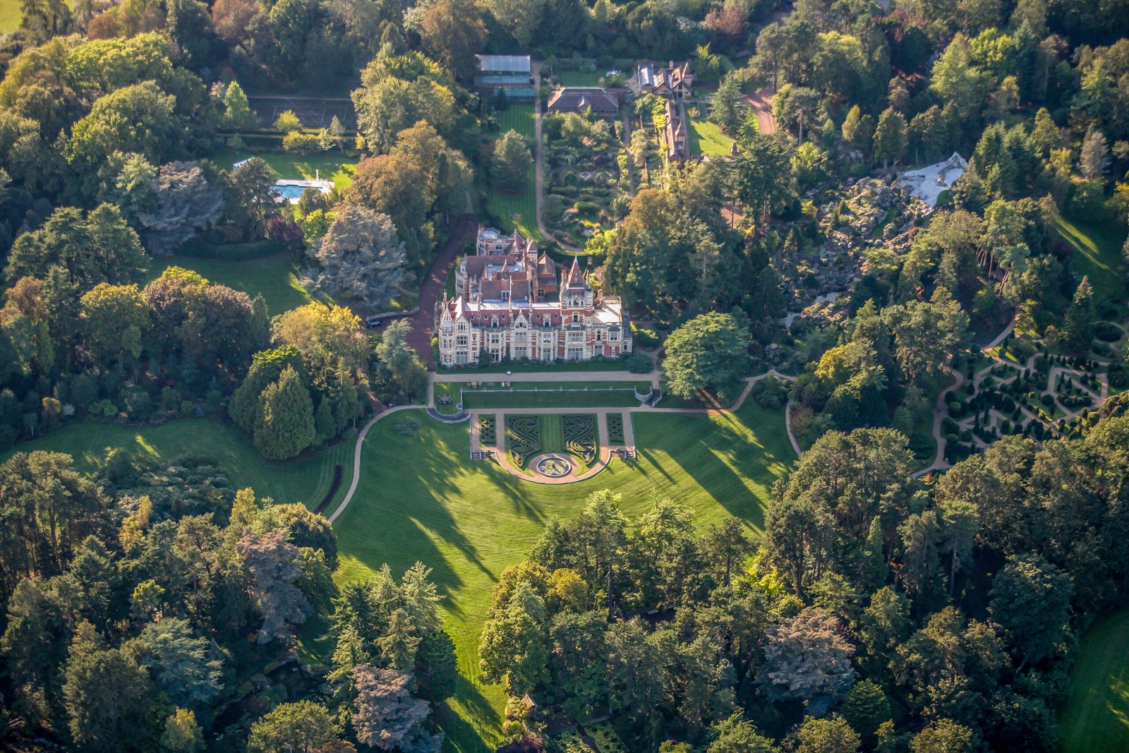 George Harrison's Garden: How the Beatle and his wife turned a 'tangled ...