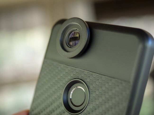 These inexpensive add-on lenses make the Pixel 2's camera even better ...