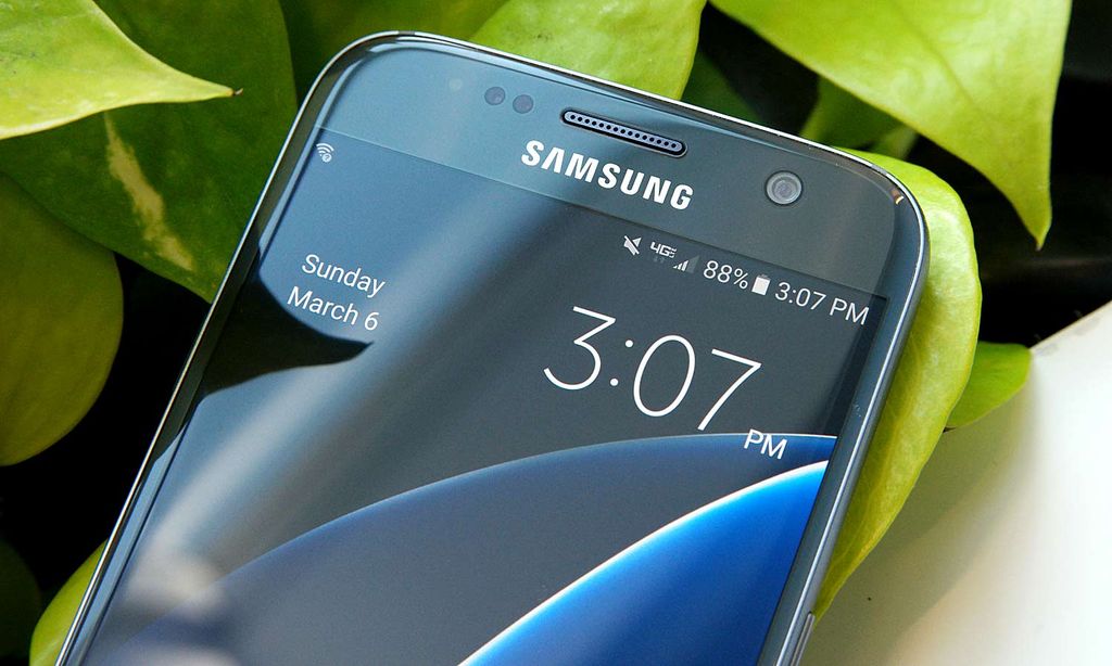 Samsung Galaxy S7 Review: Beauty and a Beast | Tom's Guide