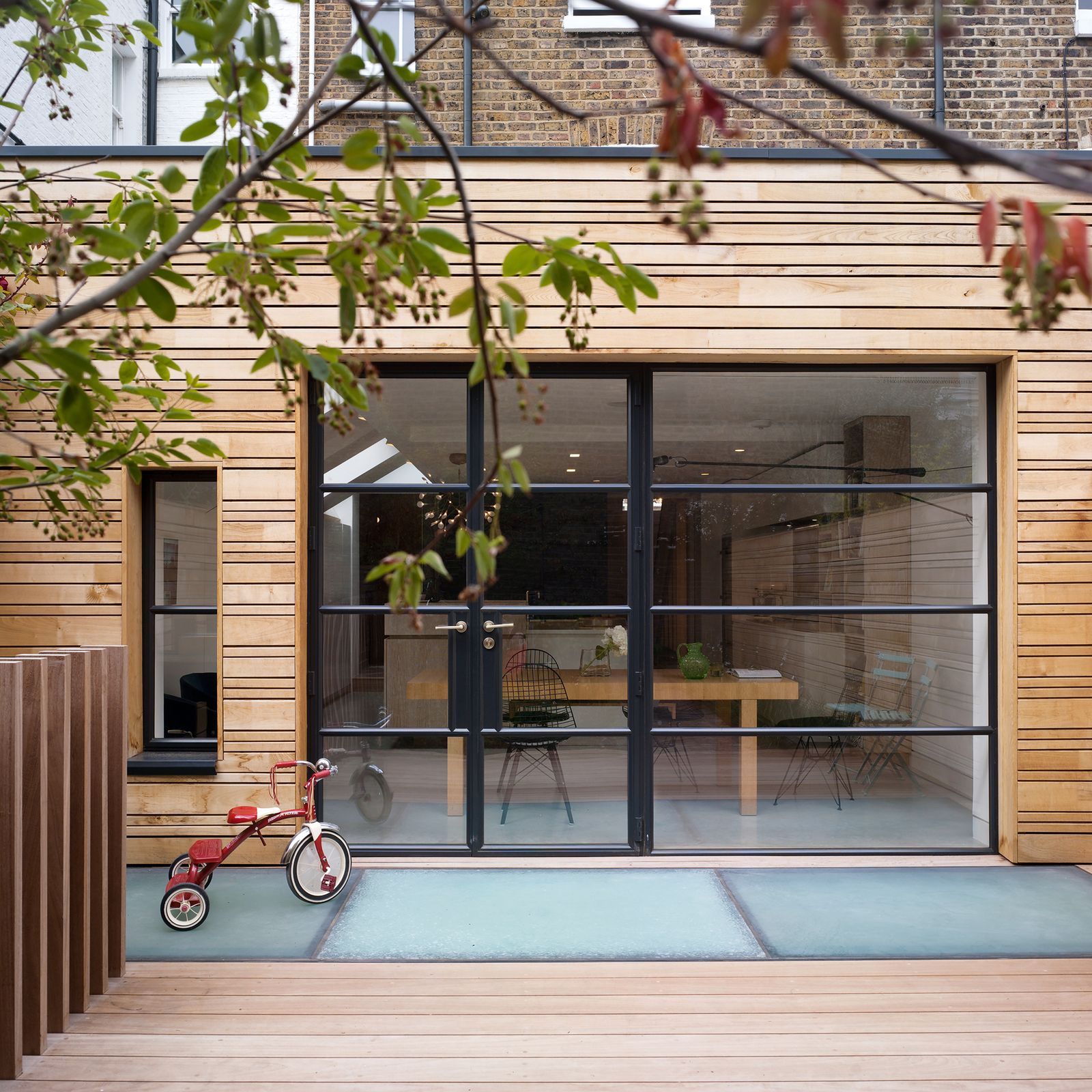 10 decking edging ideas to create a decorative border | Ideal Home