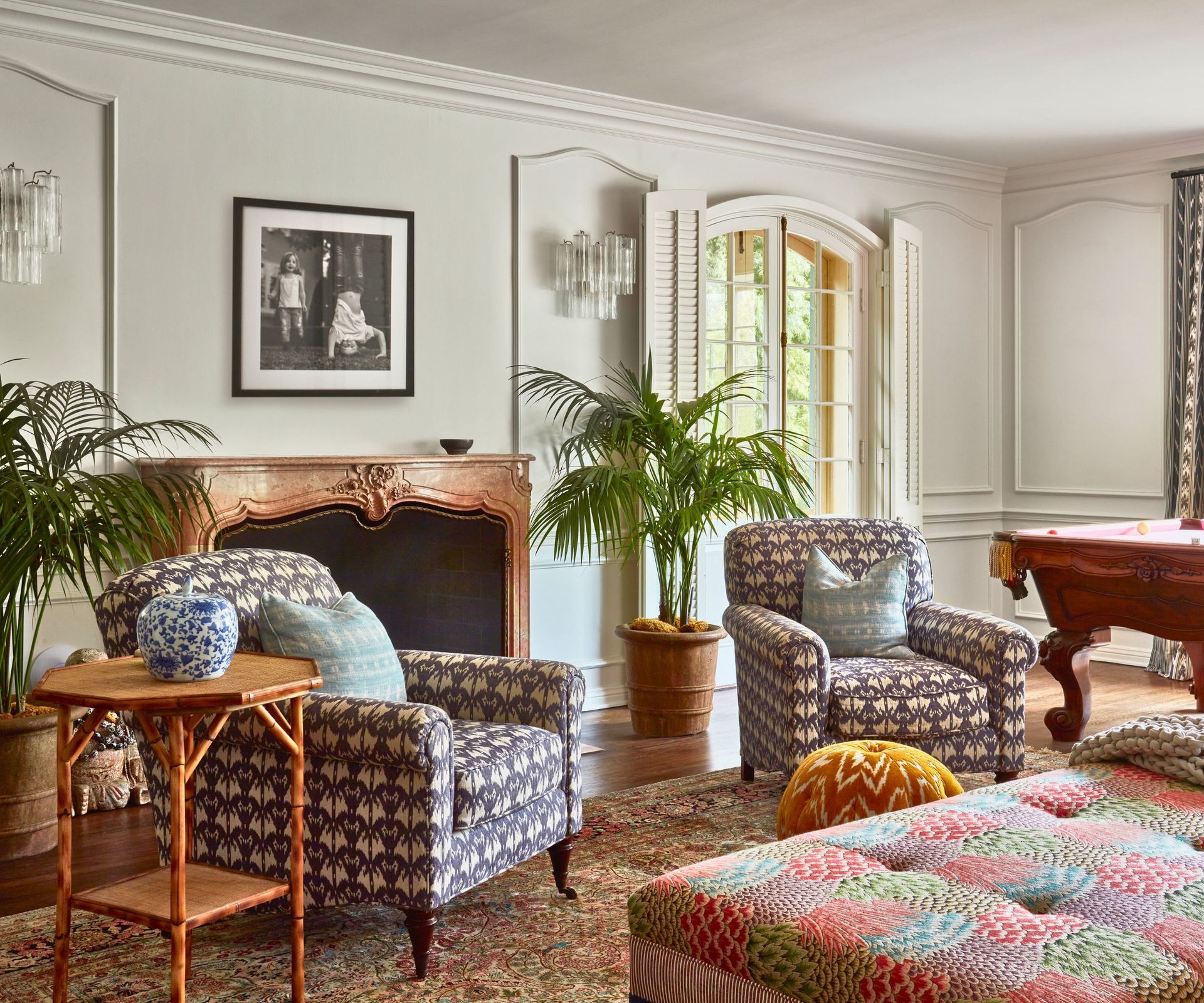 Tour the glamorous LA home of singer-songwriter and actor Joey McIntyre ...