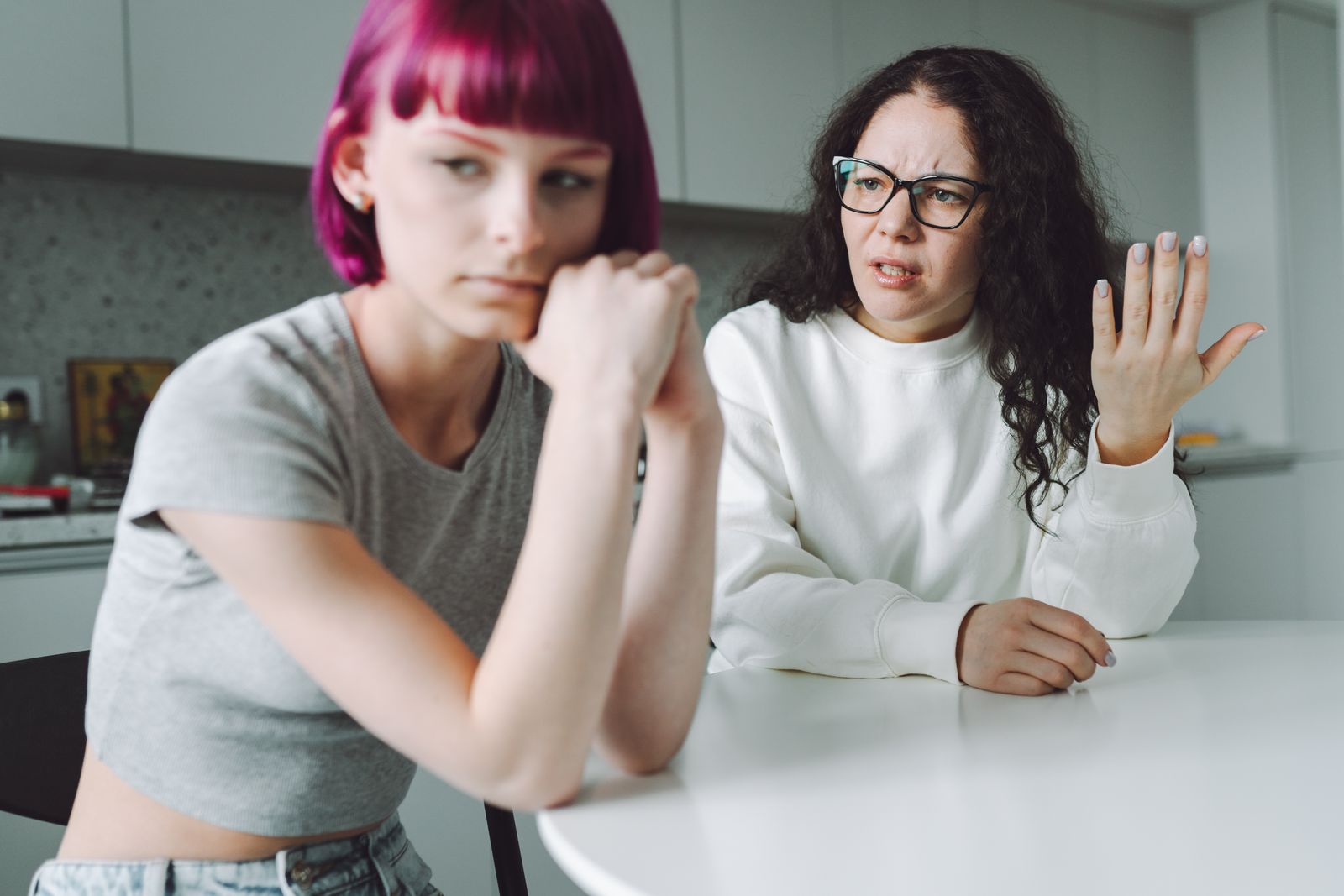 I’m a child psychologist - this 2-step technique will stop your kids ...