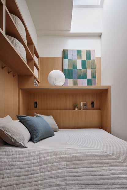 Here's 17 Ways to Divide a Bedroom Into Two Separate Rooms