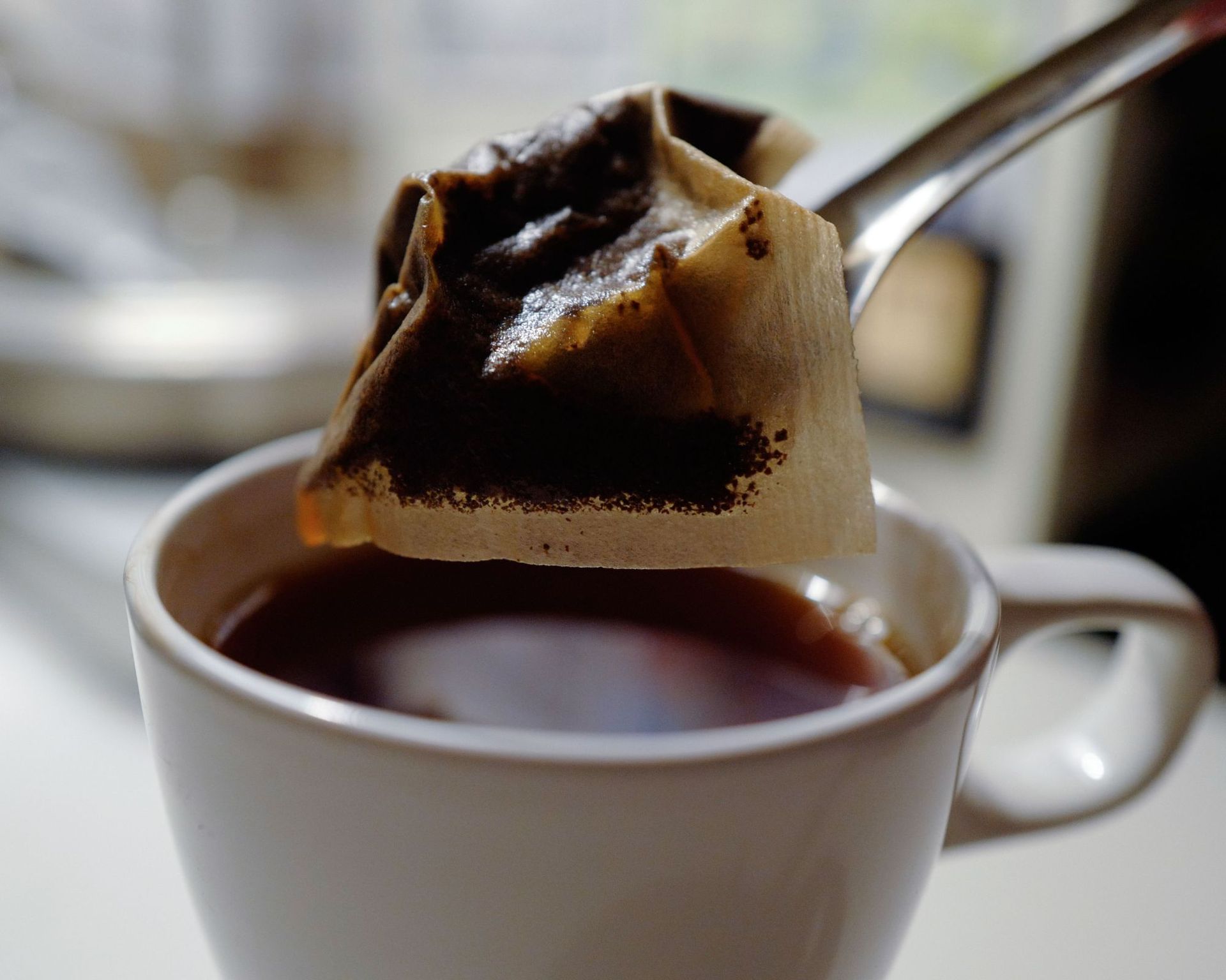 How to use tea bags to improve your lawn: expert advice | Homes and Gardens