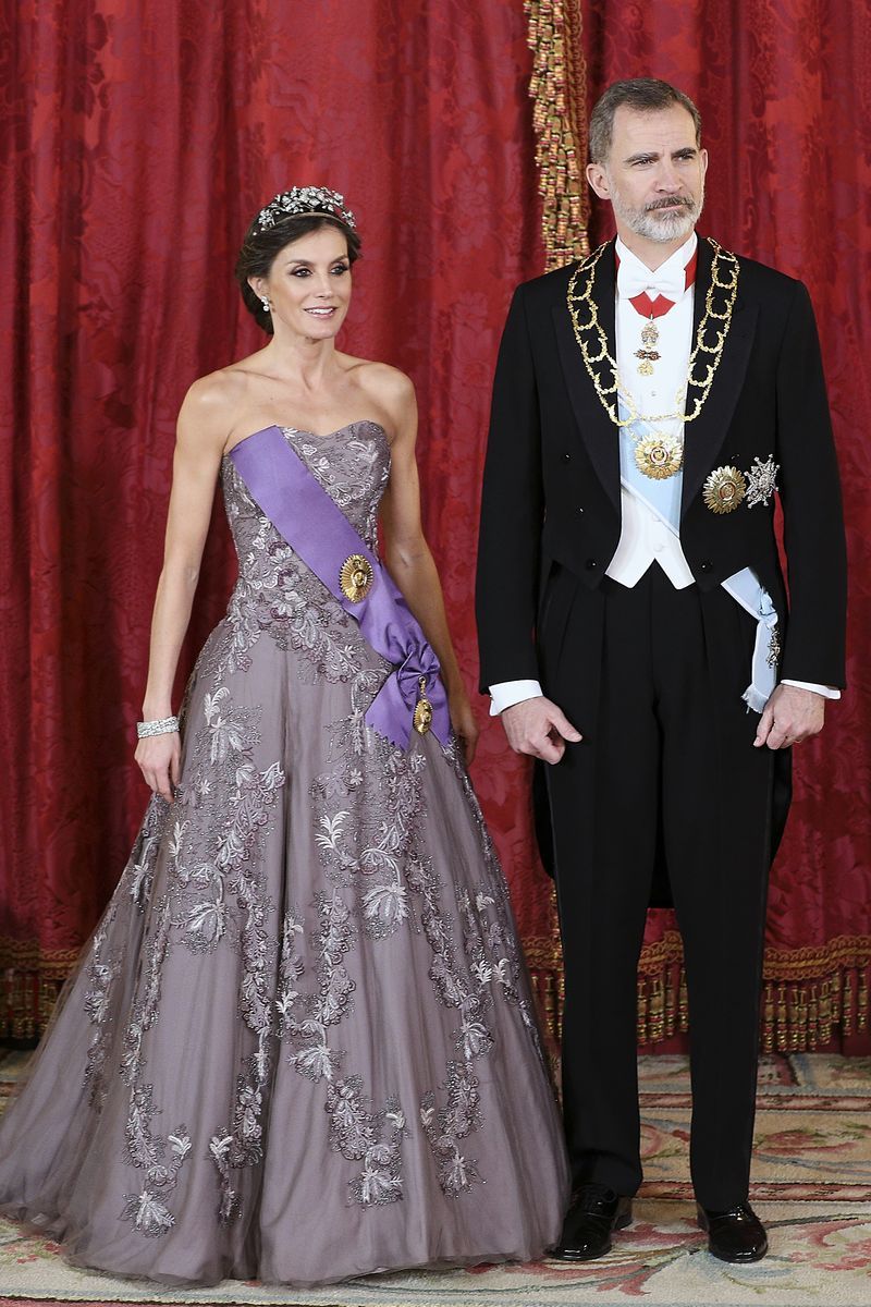 Queen Letizia of Spain Best Outfits - Queen Letizia of Spain Royal ...