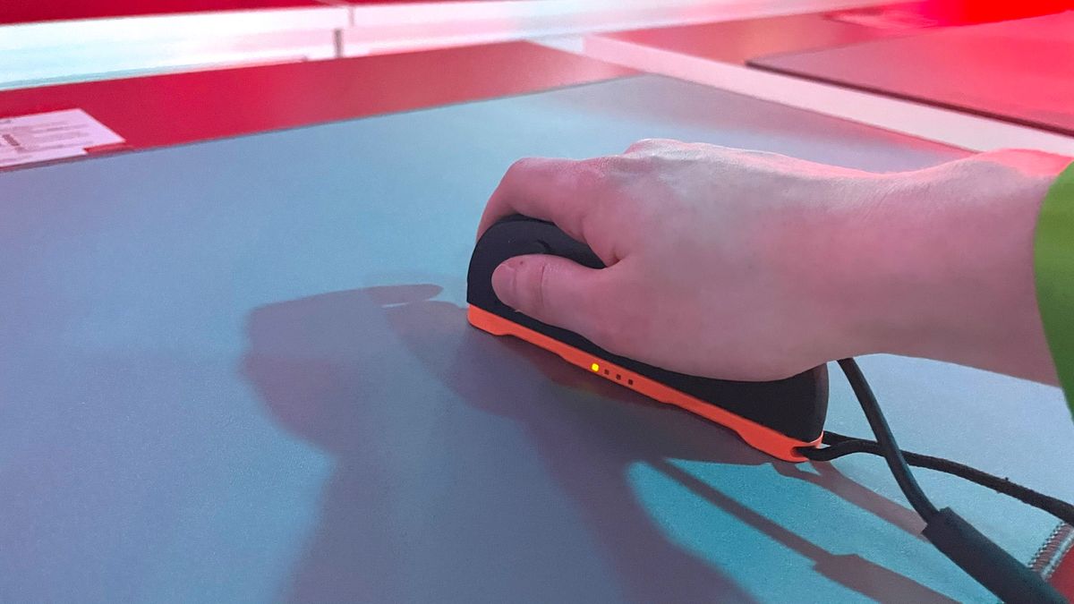 I went hands-on with the Nintendo Switch 2. It's phenomenal in every ...