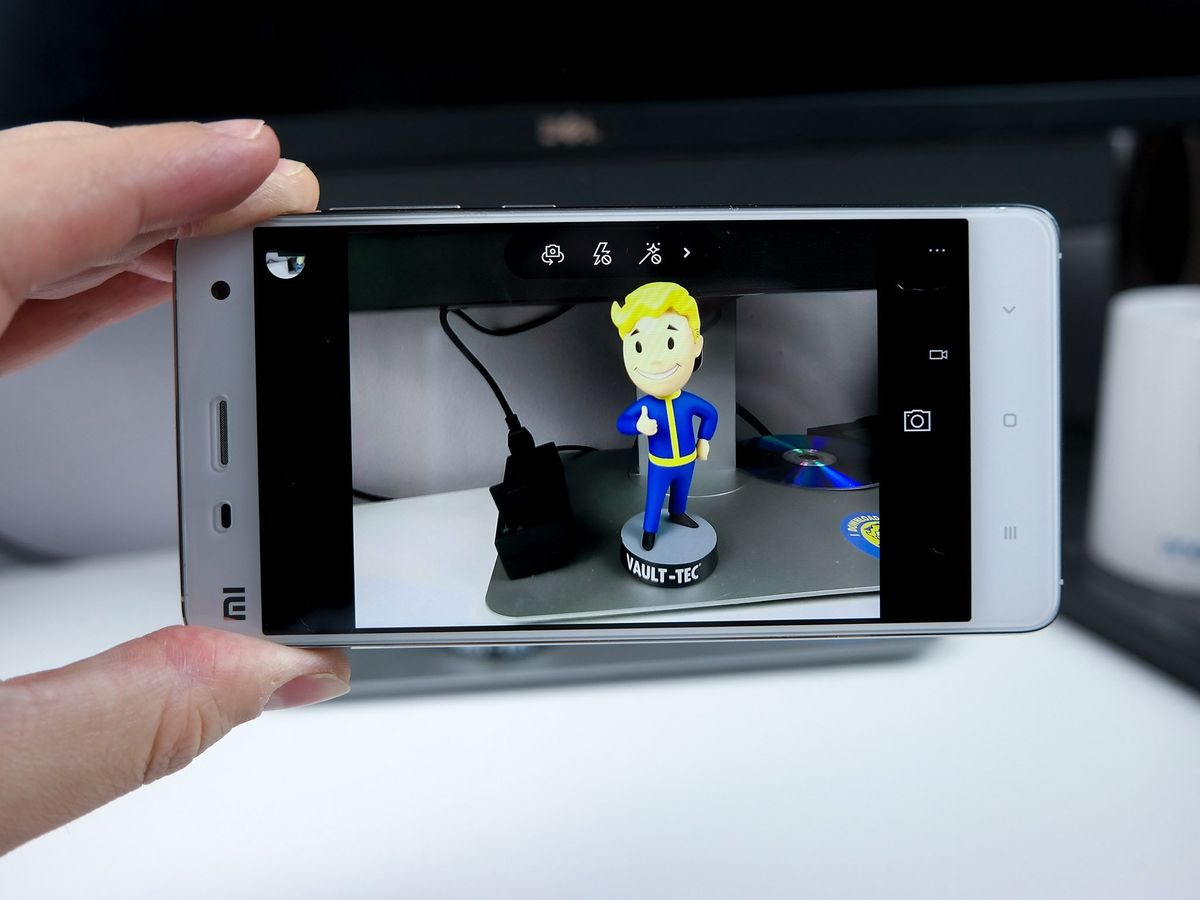 Hands-on with the Windows 10 Mobile powered Xiaomi Mi4 | Windows Central