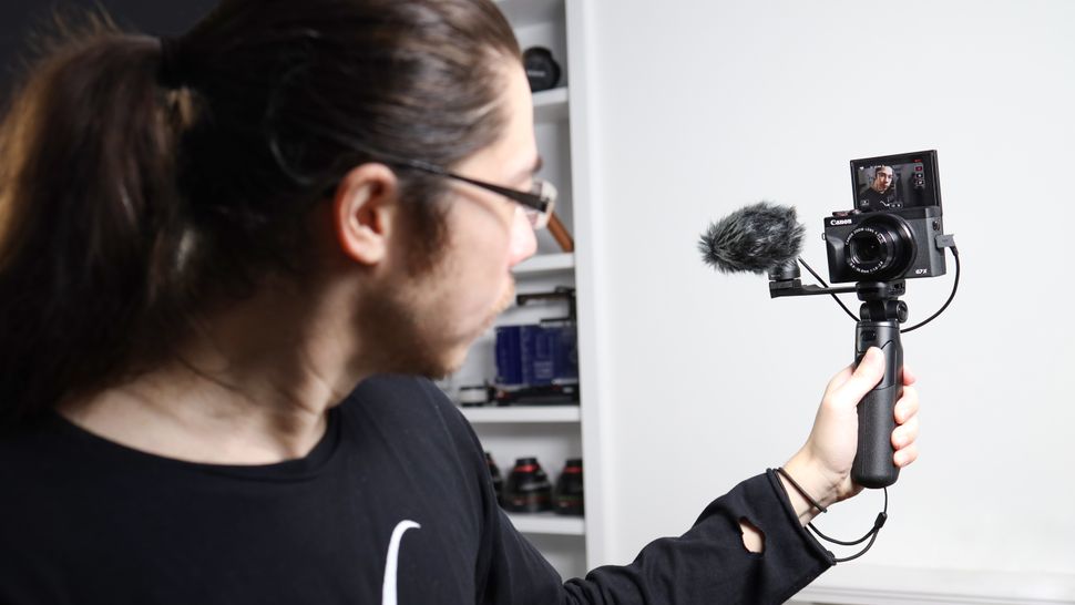 Canon's ultimate vlogging kit for mirrorless and compact content ...