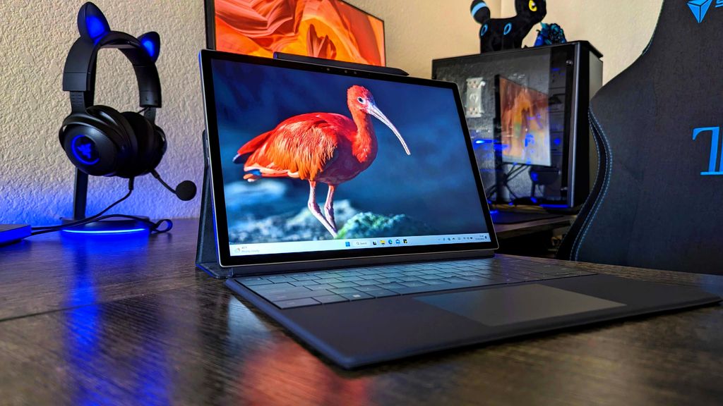 Dell XPS 13 2-in-1 (9315) review: Better looking than a Surface, but ...