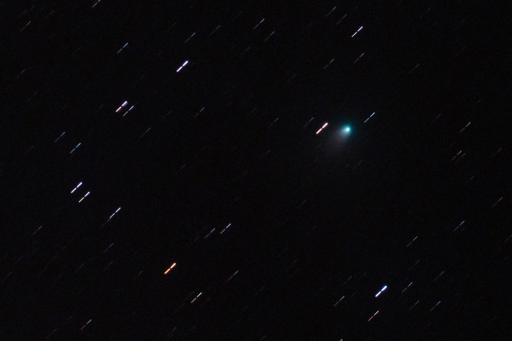 Amazing photos of gorgeously green Comet C/2022 E3 (ZFT) |gallery | Space