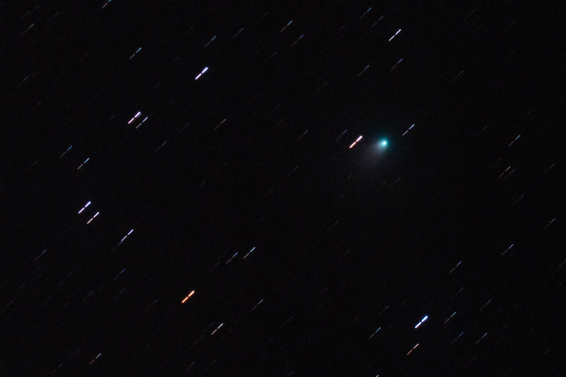 Amazing photos of gorgeously green Comet C/2022 E3 (ZFT) |gallery | Space
