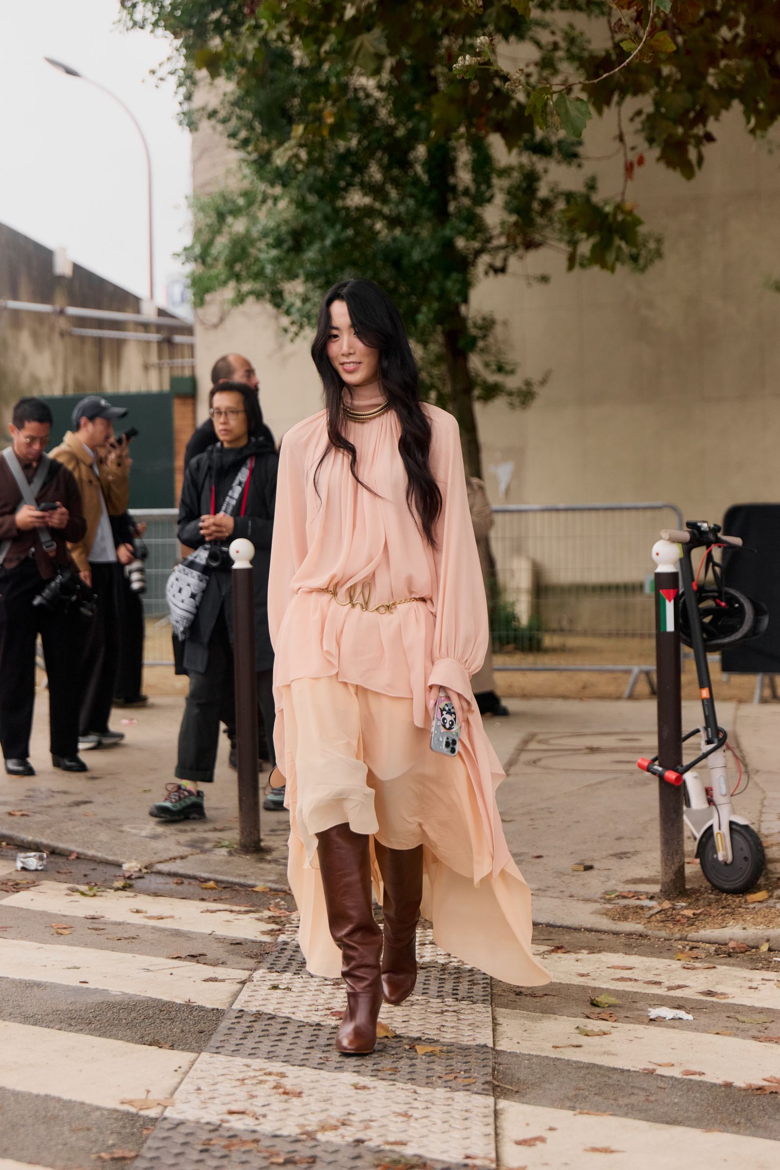 Street Style Trends to Know From Paris Fashion Week Spring 2025 | Who ...