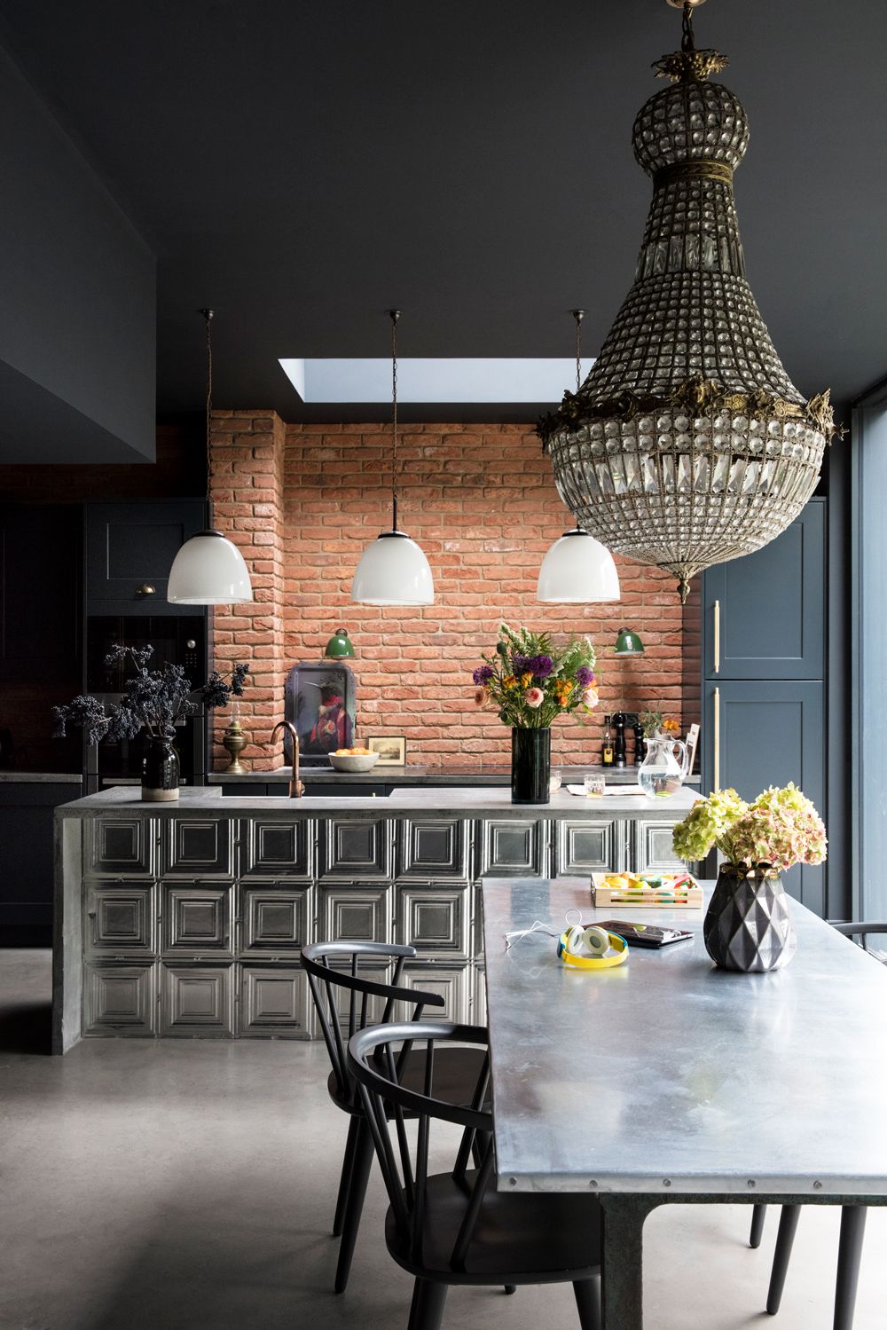 29 Of The Coolest Black Kitchen Ideas For A Modern Black Kitchen