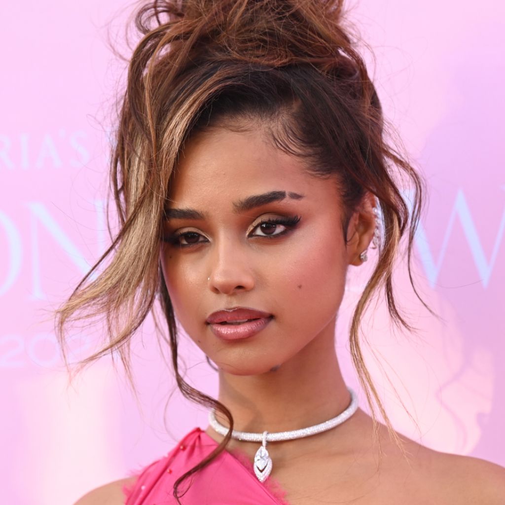 Tyla's Chanel Twist on the Skirt Suit Trend Changes Her Personal Style ...