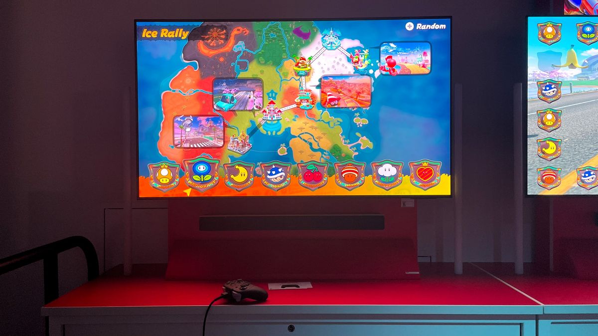 I went hands-on with the Nintendo Switch 2. It's phenomenal in every ...