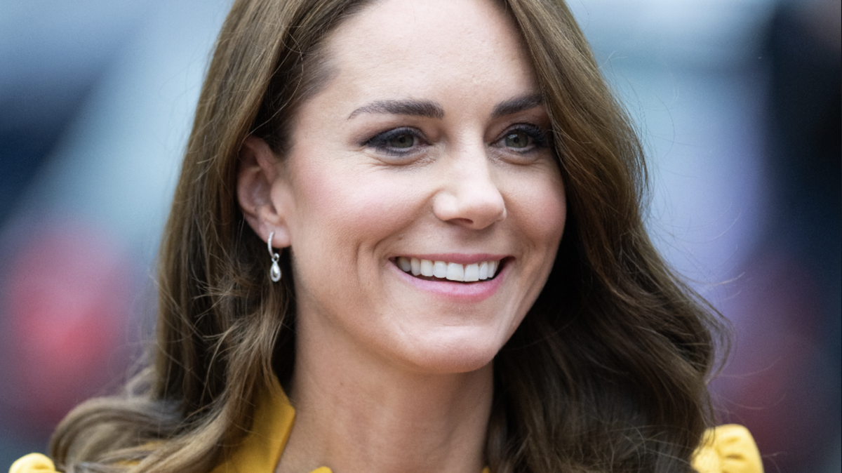 La princesse Kate portait une couleur dans laquelle elle est rarement ...