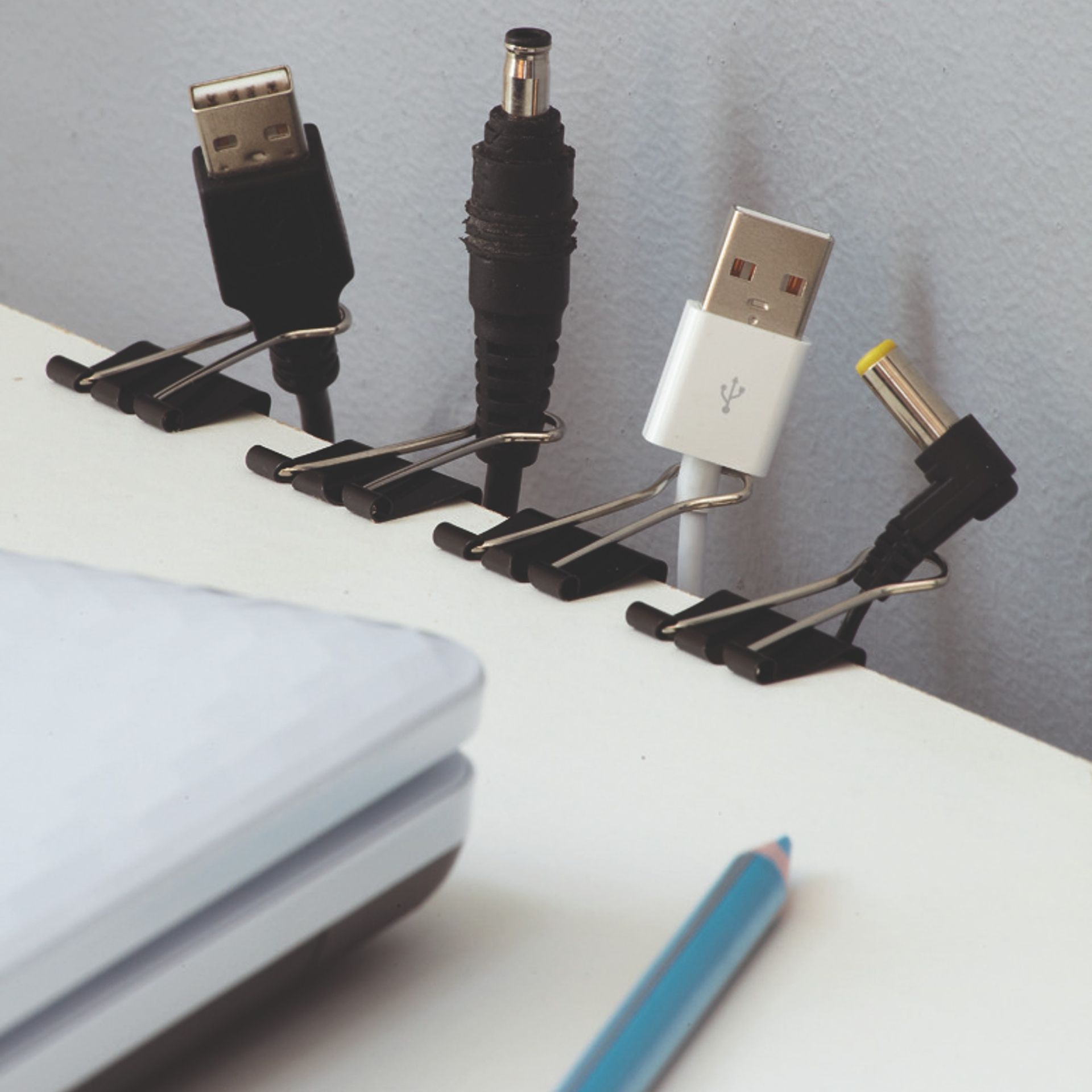 What to do with old charging cables – 5 ways to recycle | Ideal Home