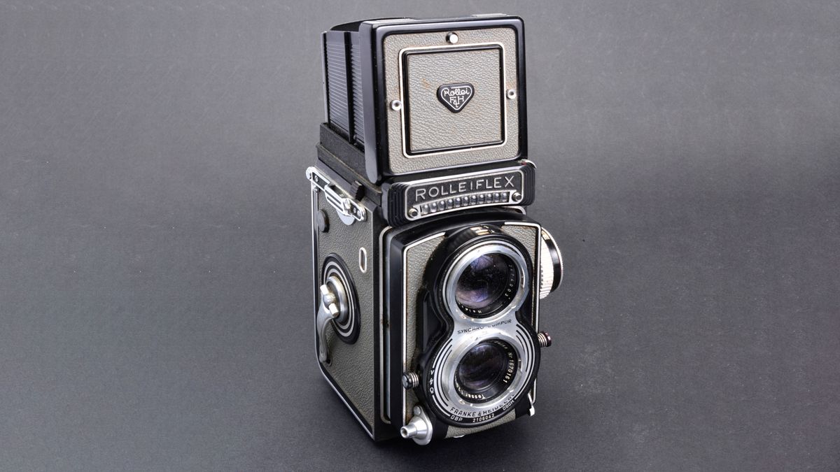 The curious history of the Rolleiflex twin-lens reflex camera | Digital ...