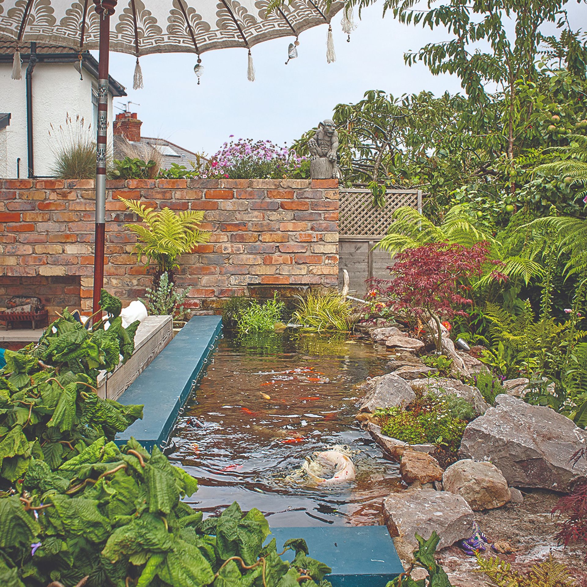 How do you dry out a flooded garden? Restore your wet garden | Ideal Home