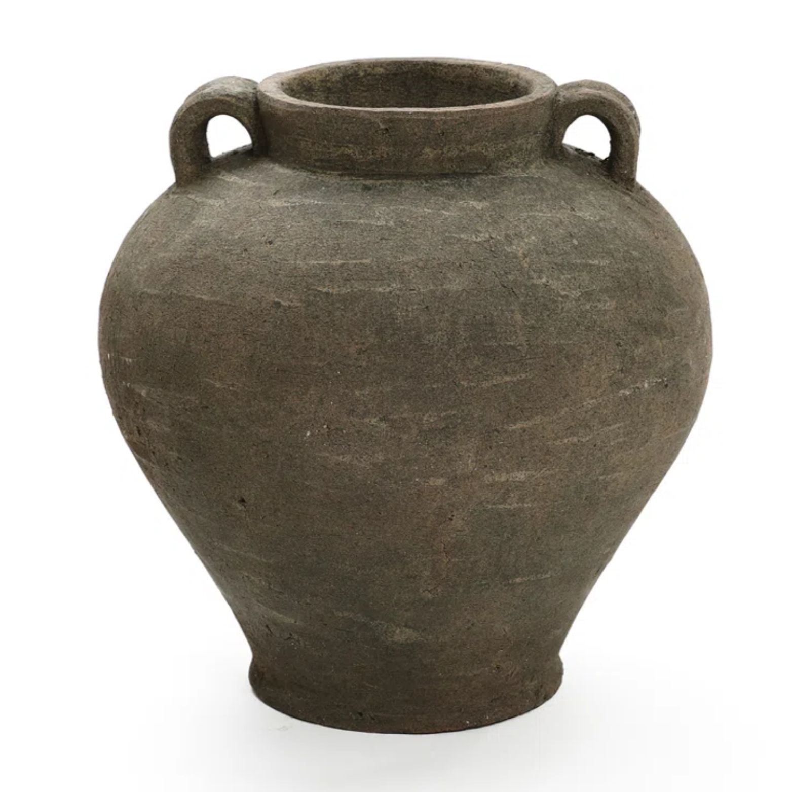 'Castlecore' is Precited to Define 2025, but Is It Stylish? | Livingetc