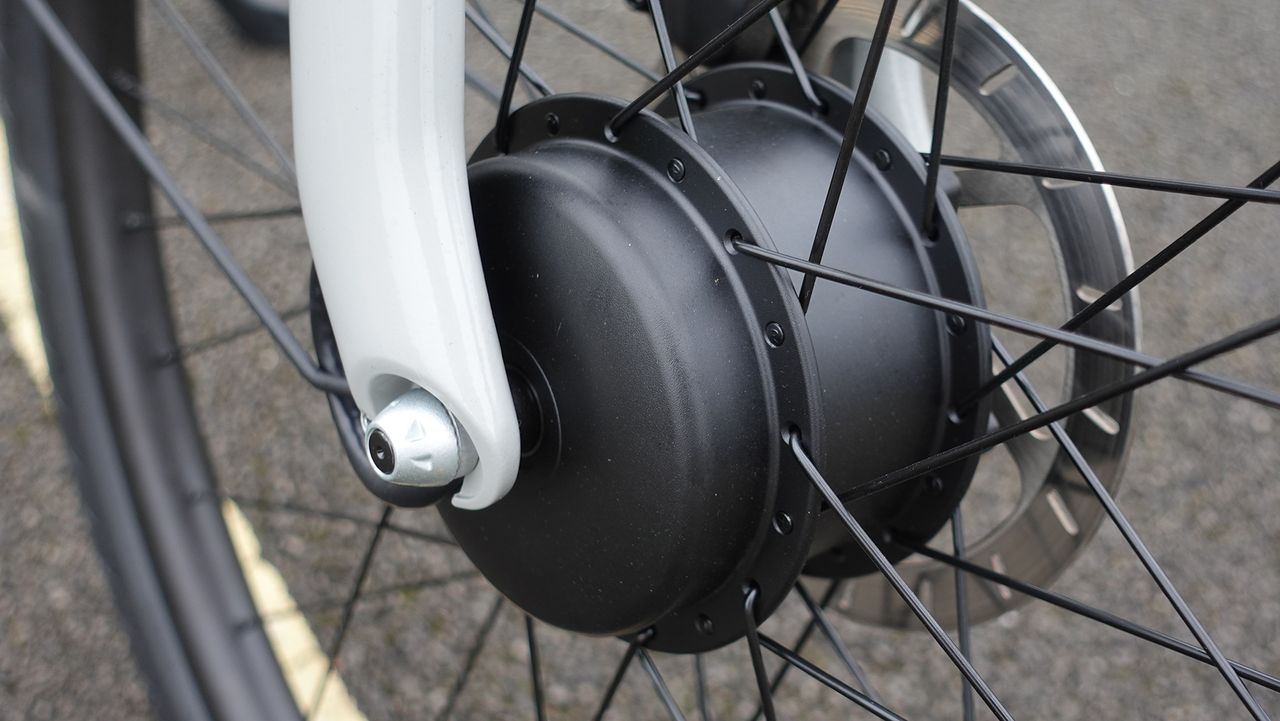 Vanmoof S5 review: The ultimate urban commuter ebike | T3