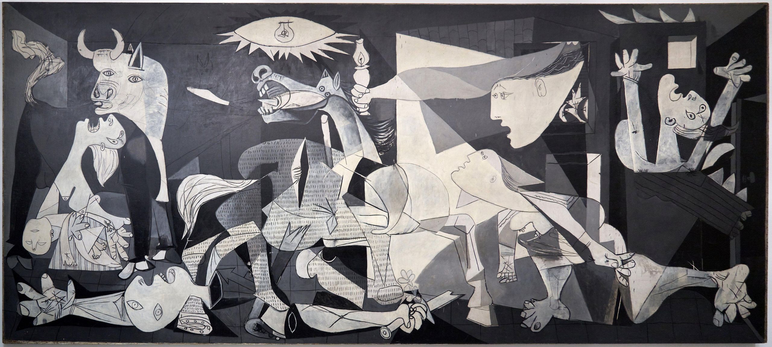 You can now take a selfie with Picasso's Guernica — but don't dawdle ...
