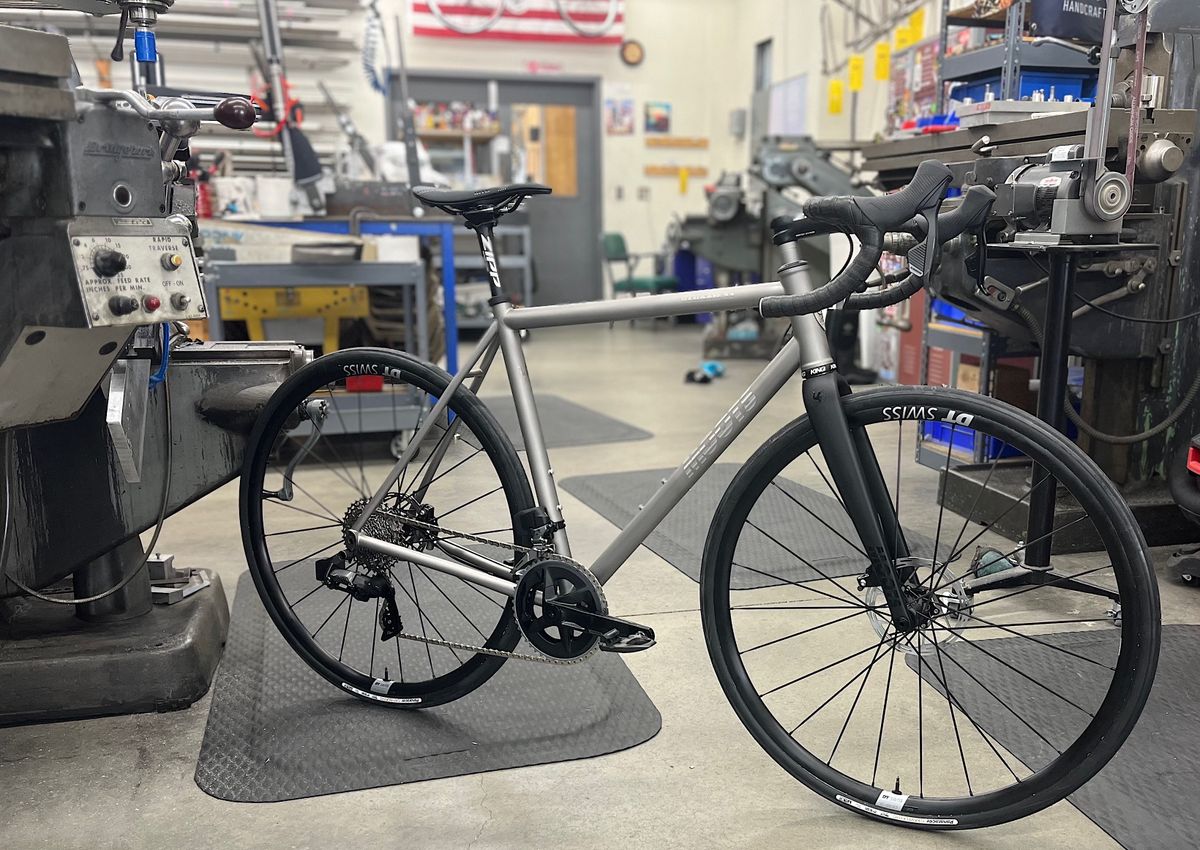 All new Moots Vamoots 33 is the brand's most affordable road bike yet ...
