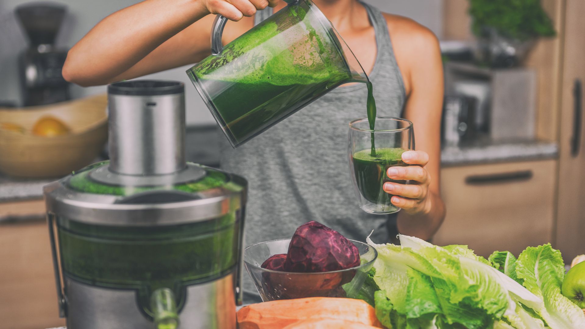 How To Use A Juicer Save Time And Money Juice Extracting At Home How To Use A Juicer Save Time And Money Juice Extracting At Home