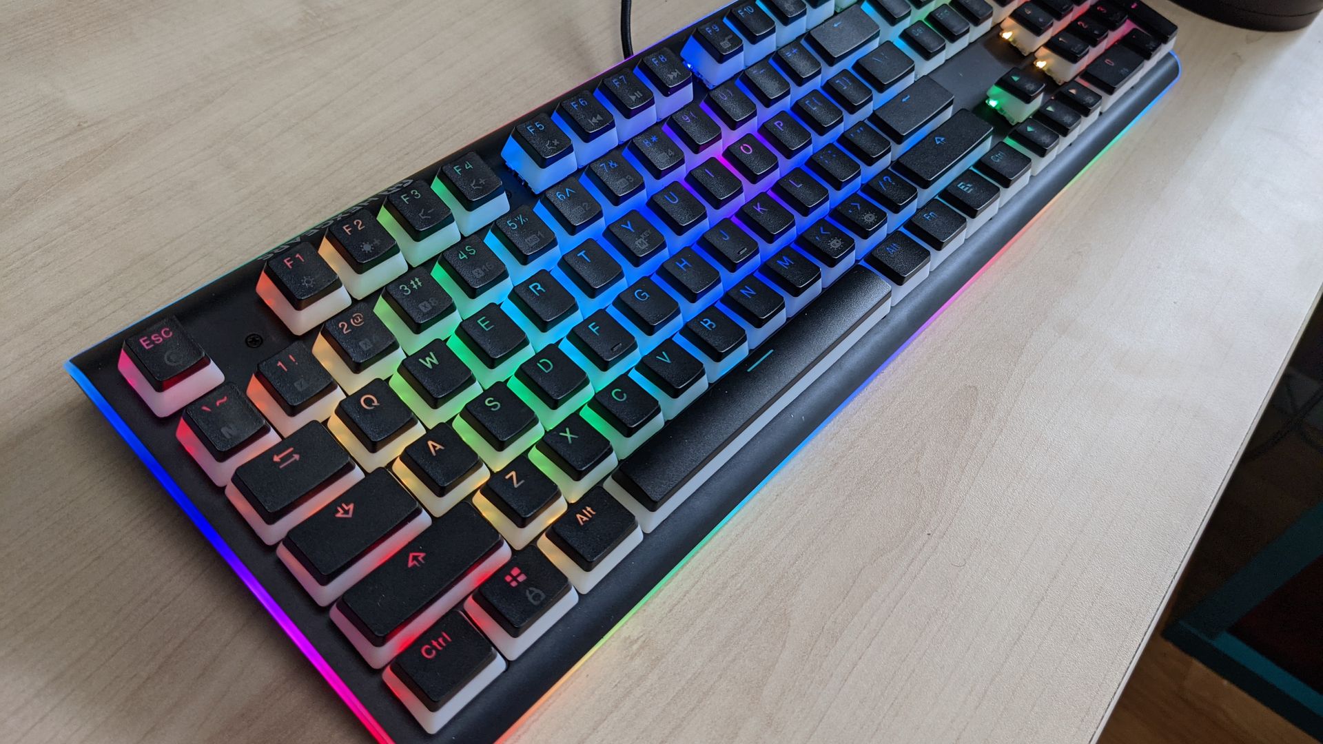 Hexgears Impulse Keyboard Review: Best for Typing - Tom's Hardware ...