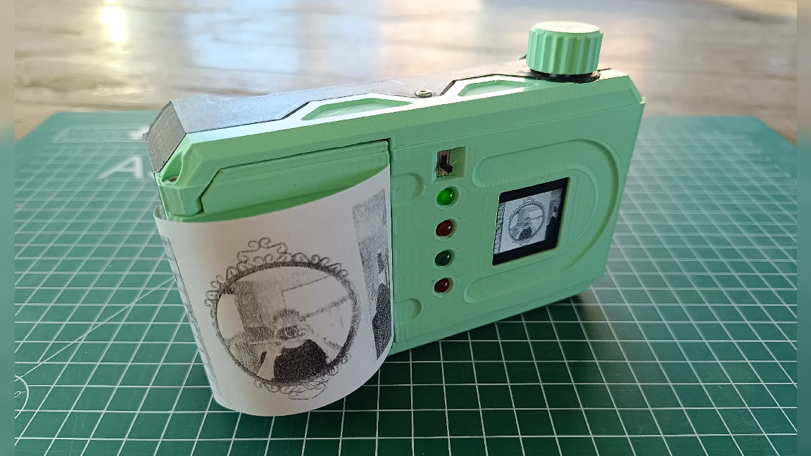 This Raspberry Pi Zero camera instantly prints photos using thermal ...