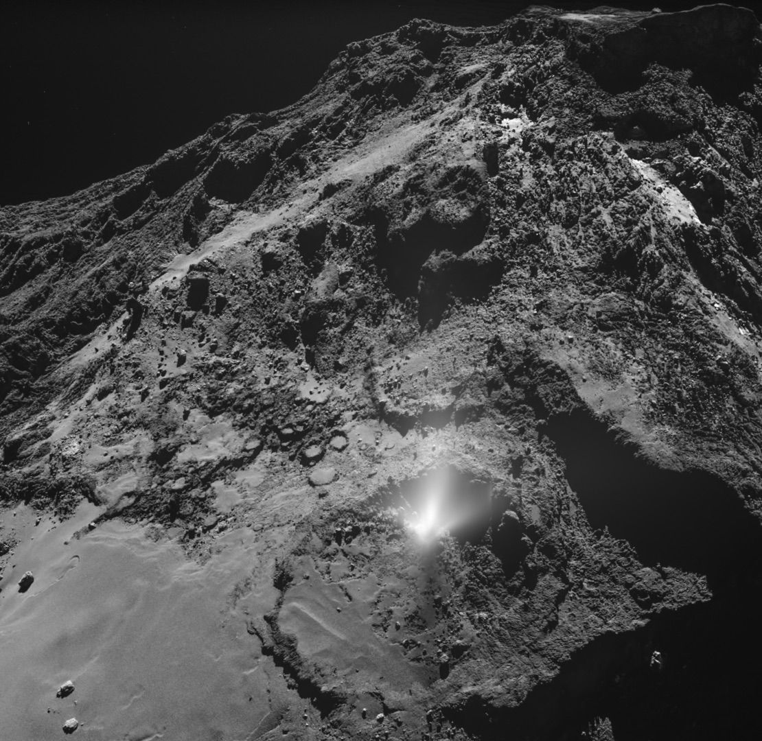 Frozen Comet Fart (Actually a Jet) Caught on Camera | Space