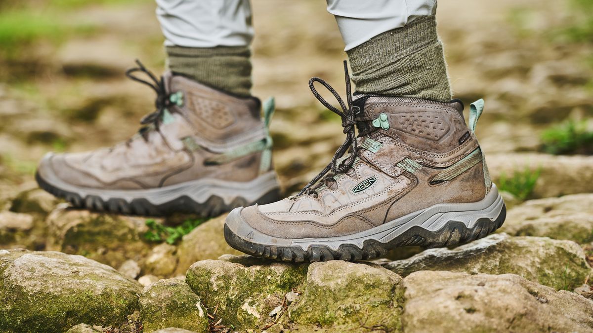 The best hiking boots and shoes for wide feet: stride out with ...