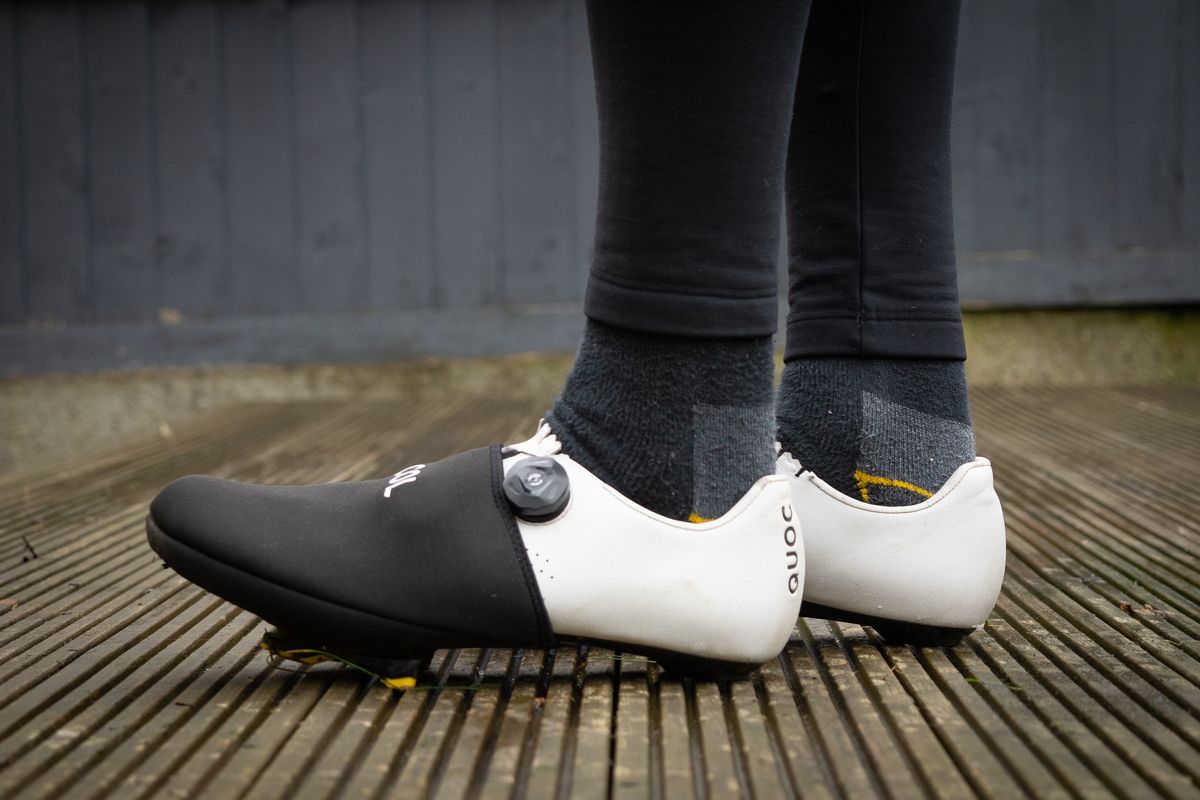 Best cycling overshoes - Keep your feet warm and dry during the winter ...