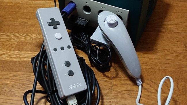 Nintendo Revolution controller prototype unveiled via auction | GamesRadar+