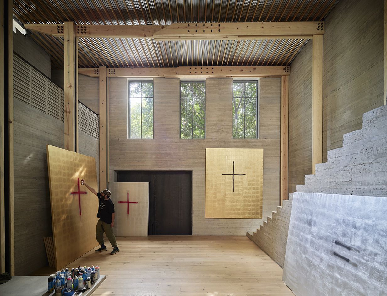 Tour this Mexican artist's studio and house by JJRR | Wallpaper