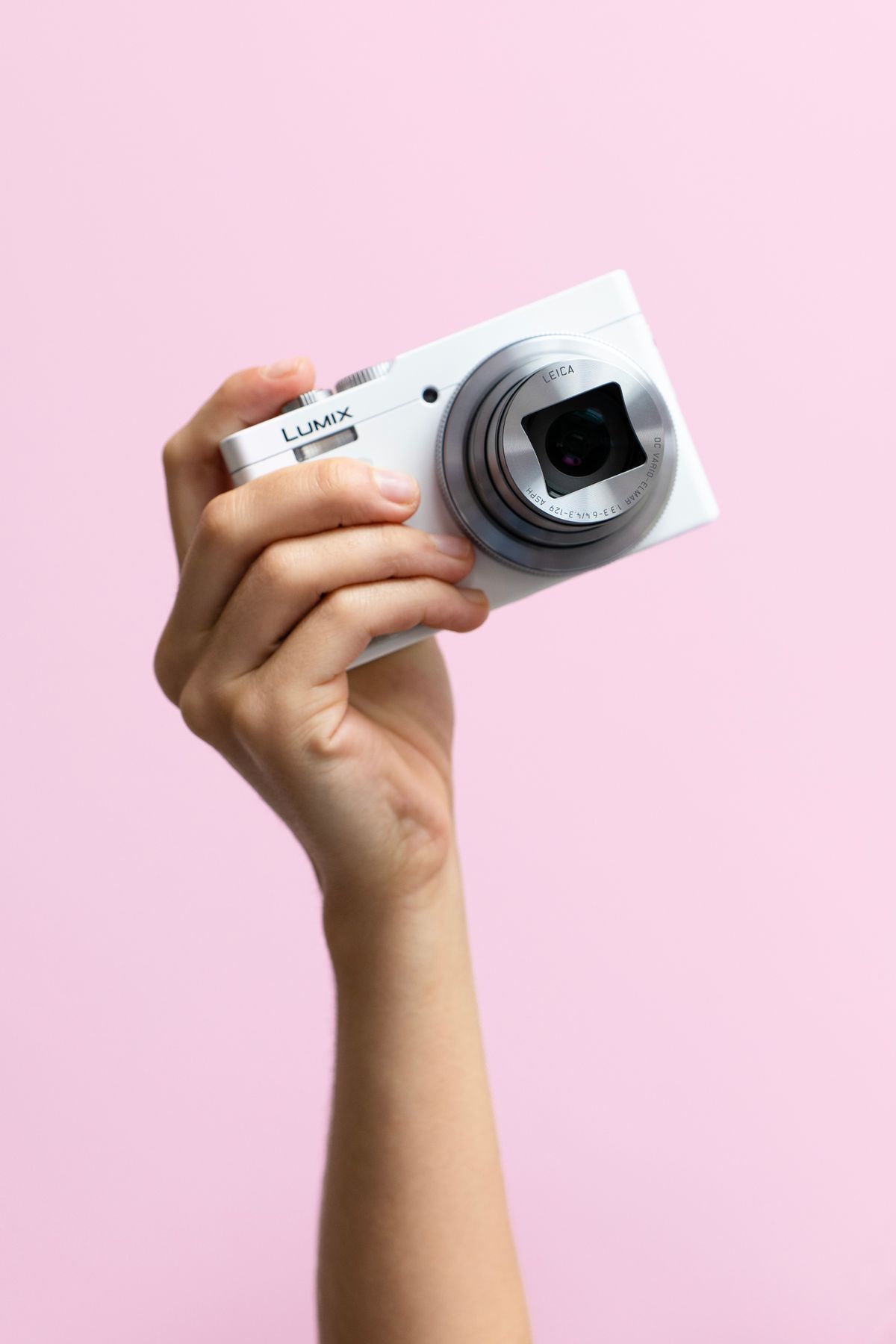 Panasonic launches a new white Lumix compact camera in Europe | Digital ...