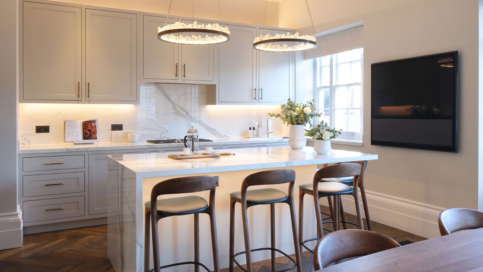 Brilliant lighting ideas for small kitchens | Homebuilding