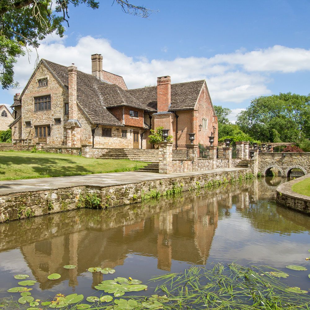 Take a tour around Chesworth house, a handsome Tudor manor | Ideal Home