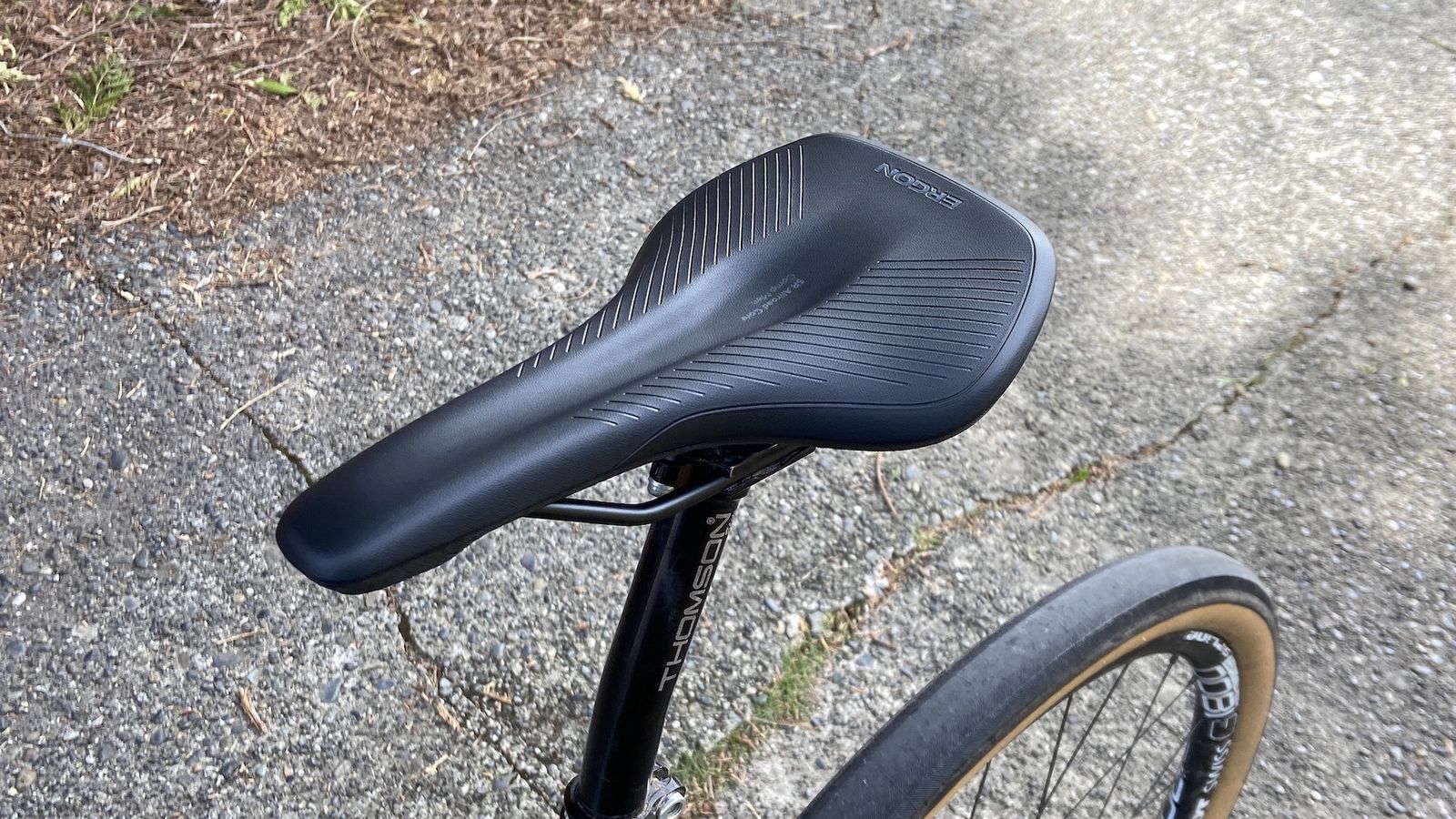Ergon SR Allroad Core Comp Men Review - a gravel saddle that smooths ...